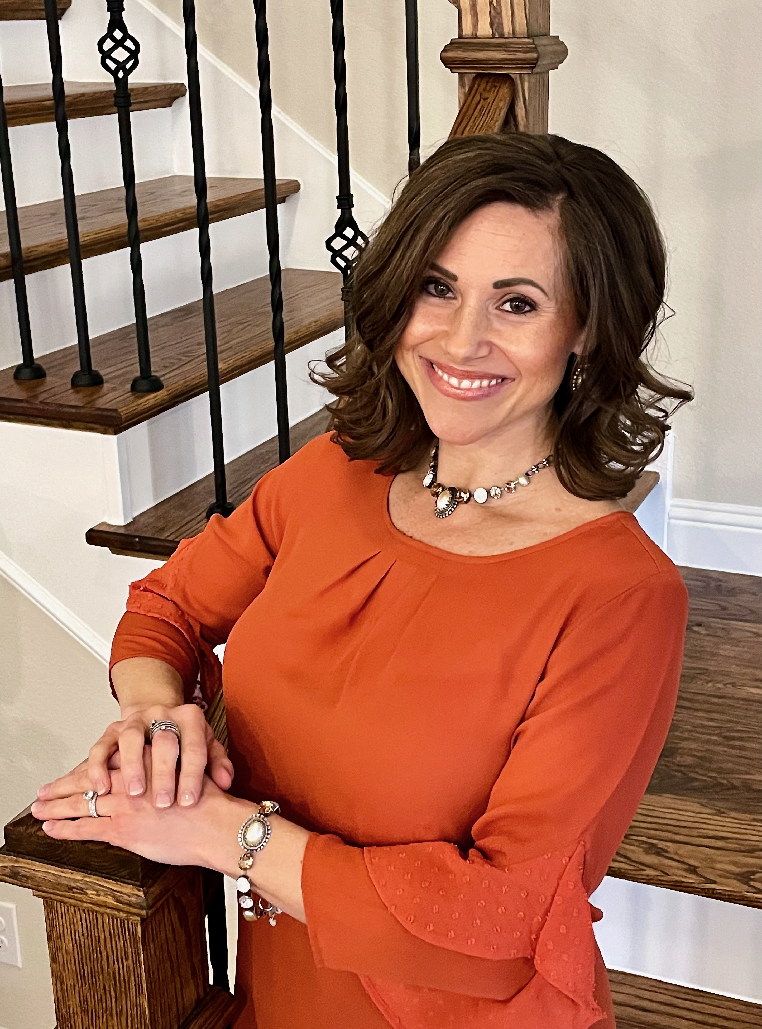 Meet Sarah Jones: Web-designer for MOONLIGHT AND WISHES – Randi Stories